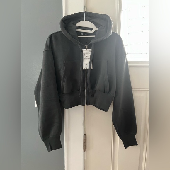 Zara | Tops | Nwt Zara Cropped Zipper Hoodie | Poshmark